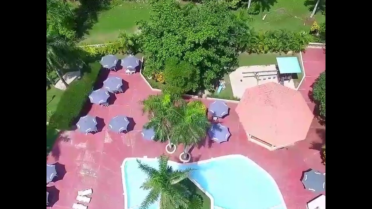 Isabel Villas golf and country club - YouTube