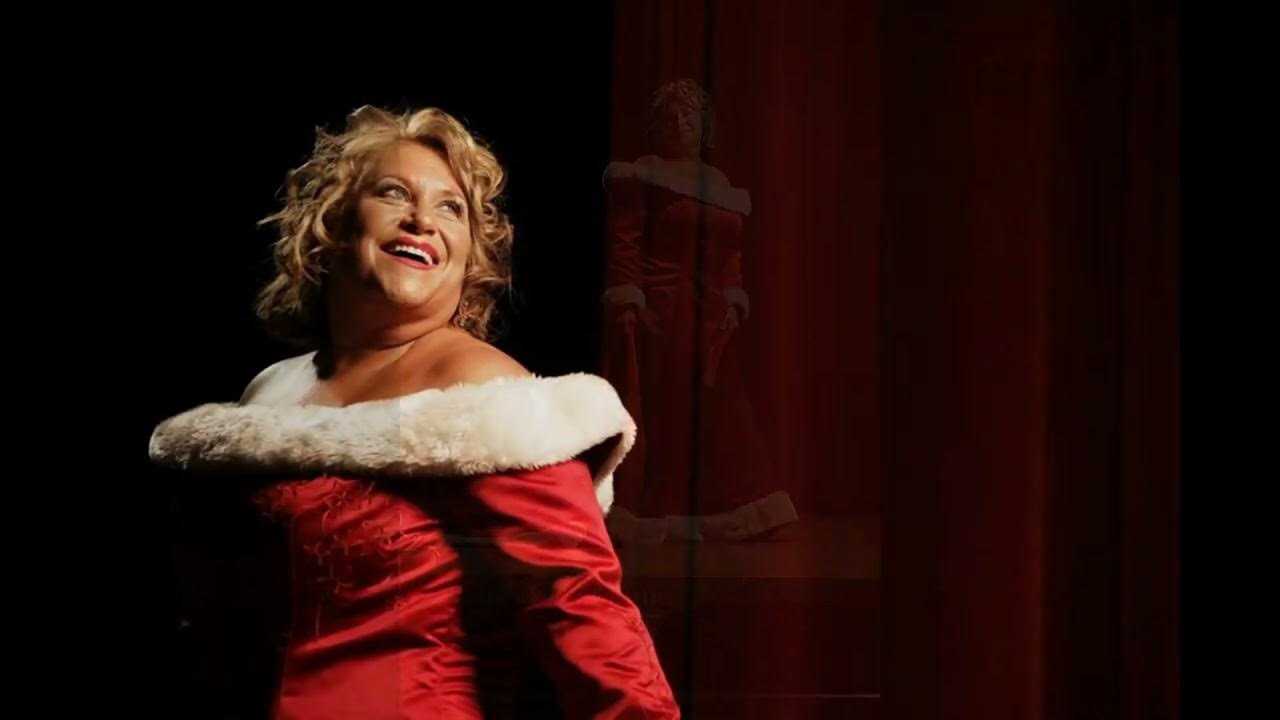 Sandi Patty | O Holy Night from Yuletide Joy 2005 - YouTube