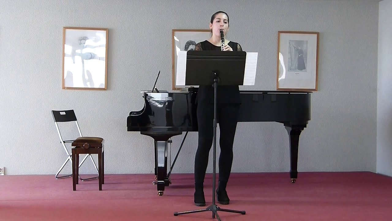 'Rhapsody' de 3 pieces for Solo Jazz Clarinet de Andy Firth - YouTube