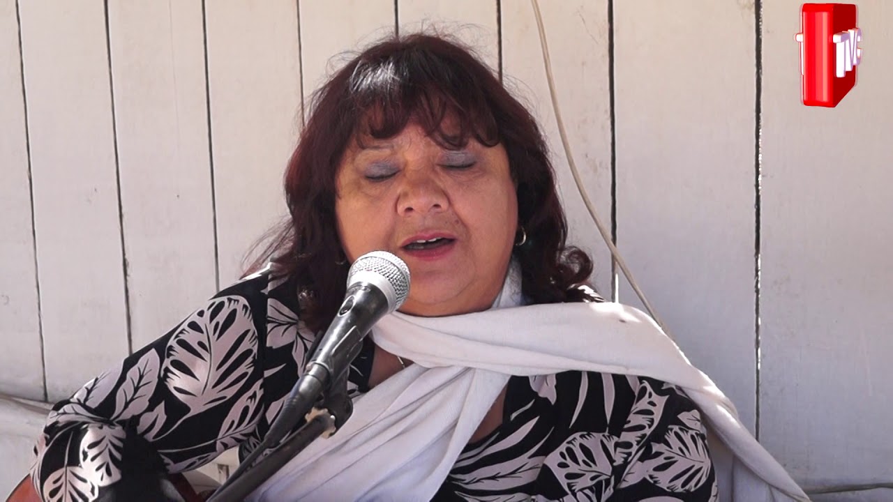 PATRICIA BECERRA - FARSA DE AMOR - YouTube