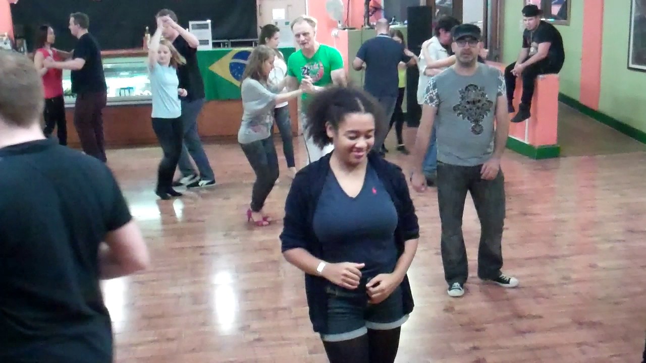 LIVE Samba De Gafieira Beginner Class Lesson Basic Steps at Dance Fix ...