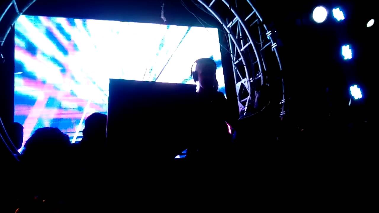 Dj berry at kolhapur by Kd - YouTube