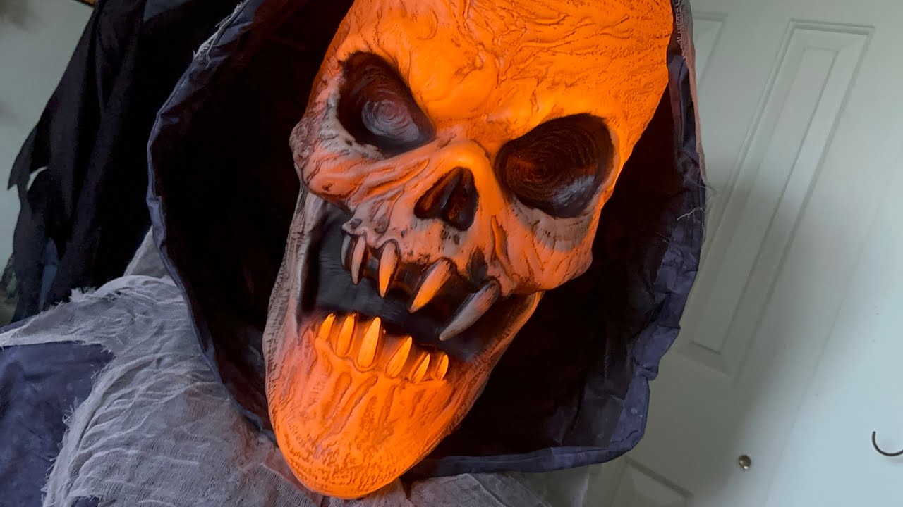 Demonic Gatekeeper - Spirit Halloween 2024 Demo - YouTube