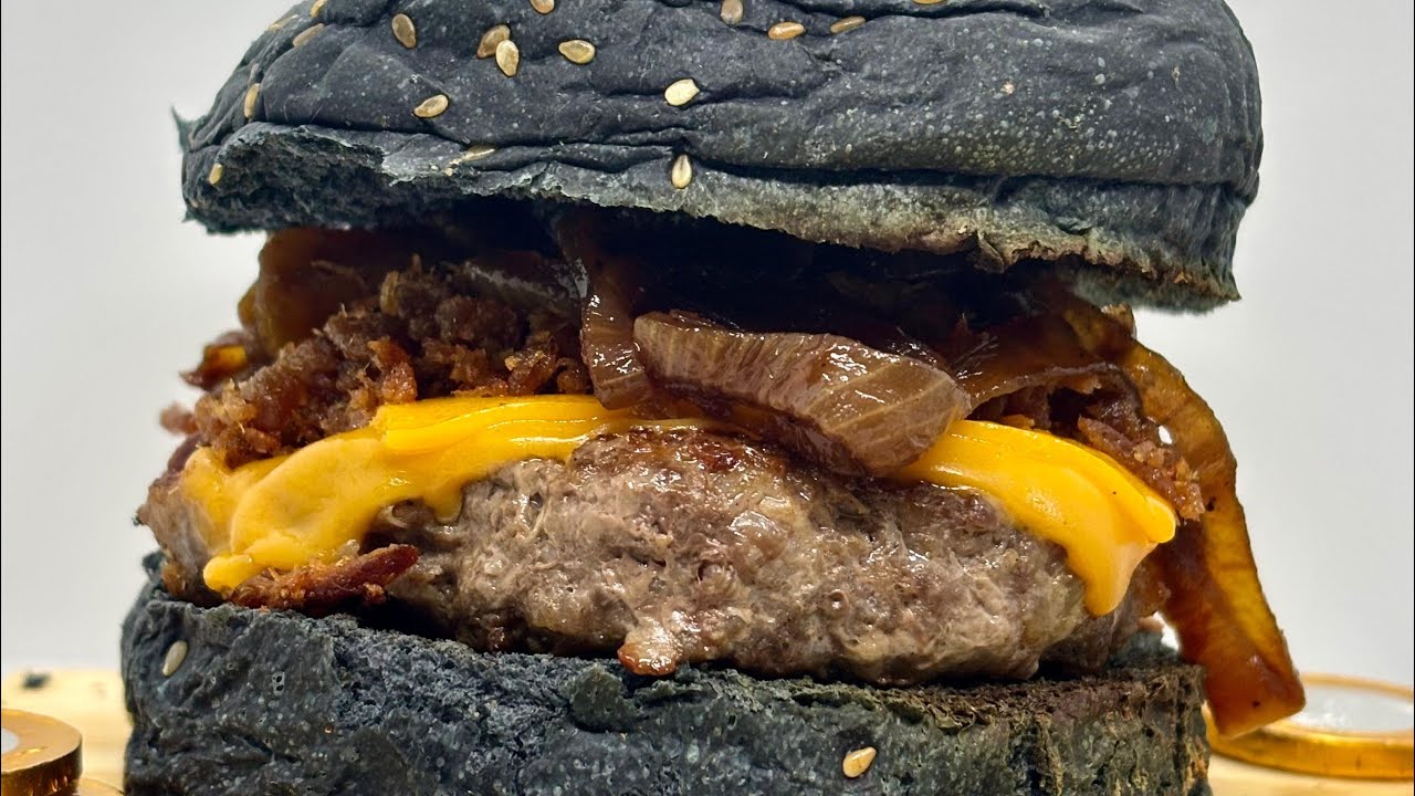 Cash Burger: Onde o Sabor é Investimento e Cada Mordida é Liberdade ...