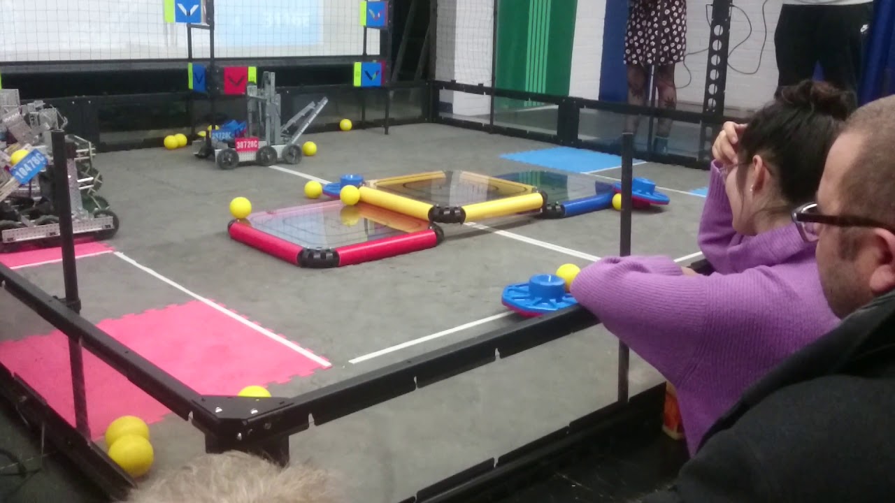 VEX Robotics Competition - Londýn 2019 - YouTube