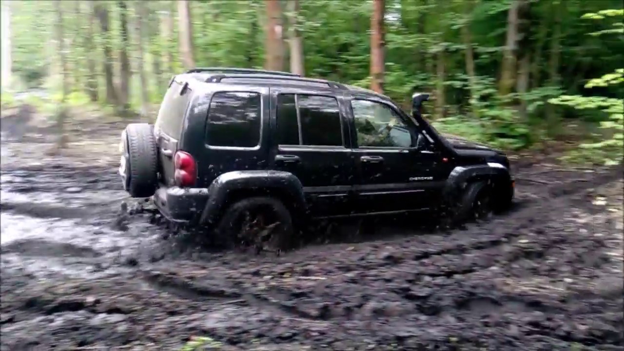 Offroad 4x4 2x Suzuki Vitara, Opel Frontera, Jeep Cherokee KJ 2.8 ...