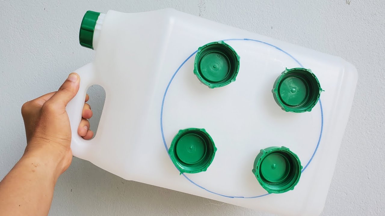 Stick Four Caps On A Plastic Can You Will See Its AMAZING Use - YouTube