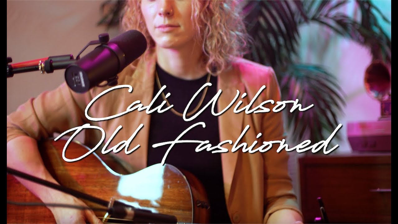 Old Fashioned - Cali Wilson (Tiny Desk Acoustic Session) - YouTube