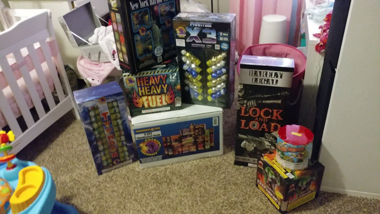 FIREWORKS Shopping 2017 (Phantom Fireworks) - YouTube