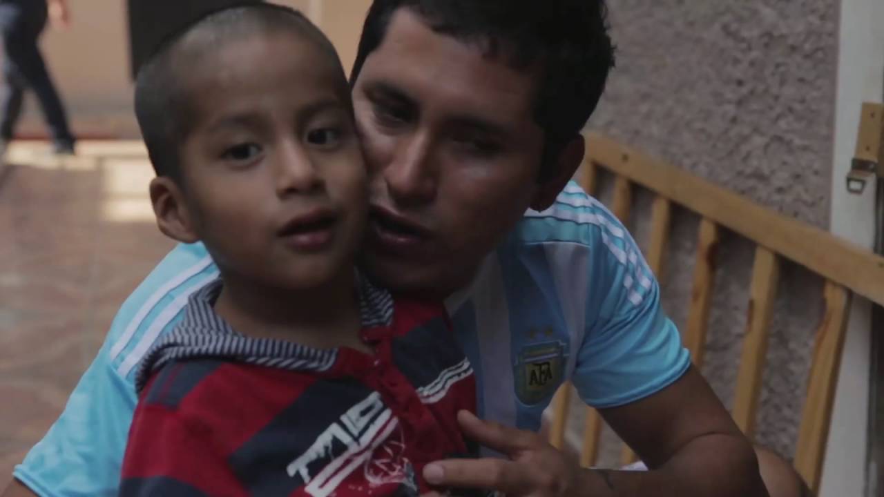 Héroes Anónimos | Padre Omar | Perú - YouTube