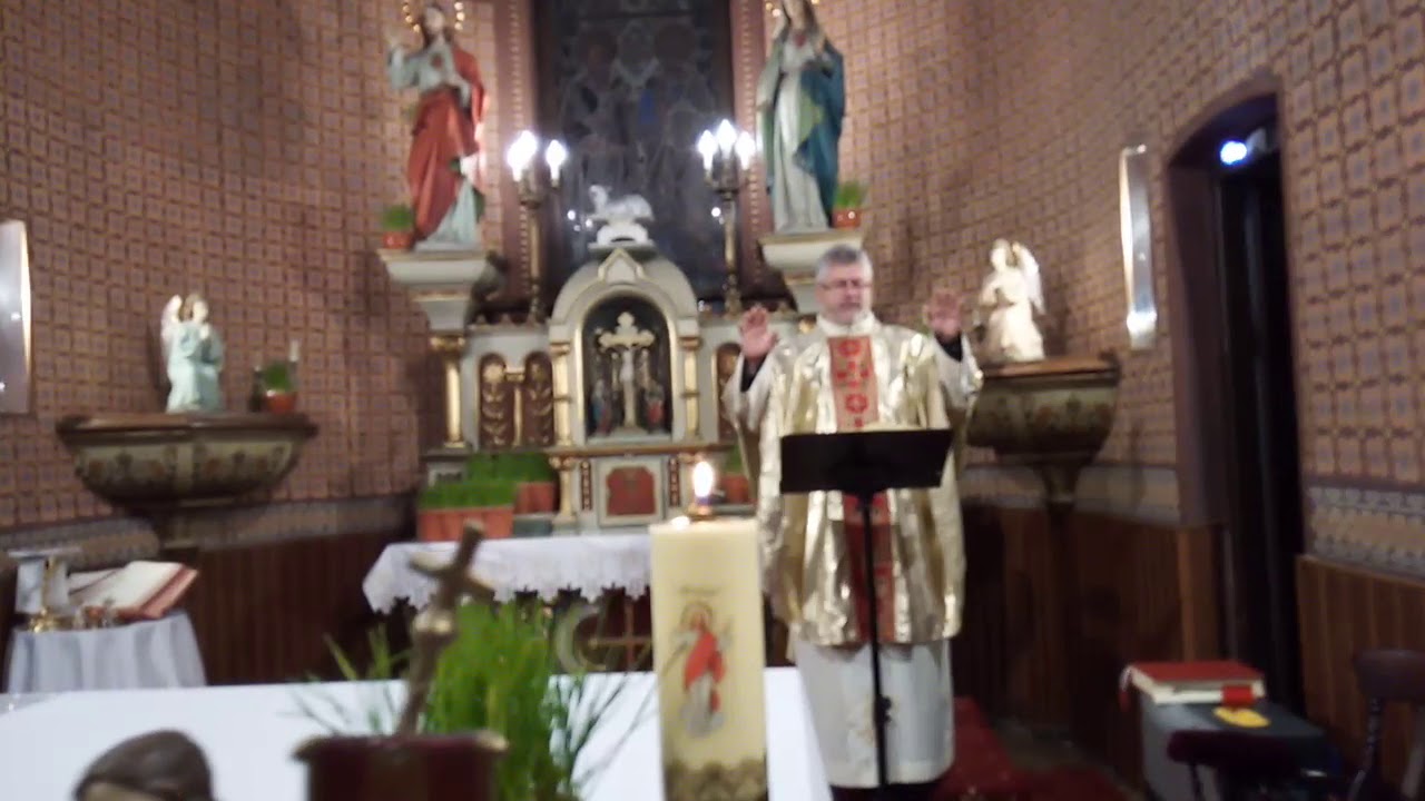Slujbă înviere la Pitești / Biserica Sf Apostoli Petru și Pavel - YouTube