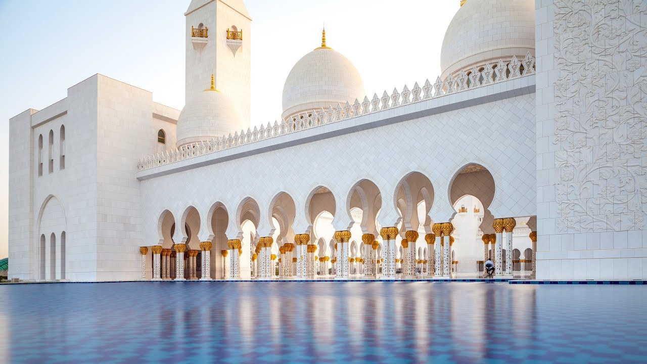 Beautiful Azan আযানের পাখি - YouTube