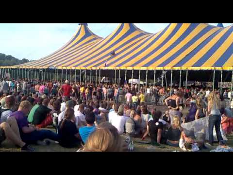 Gast op alpha tent Lowlands 2009 - YouTube