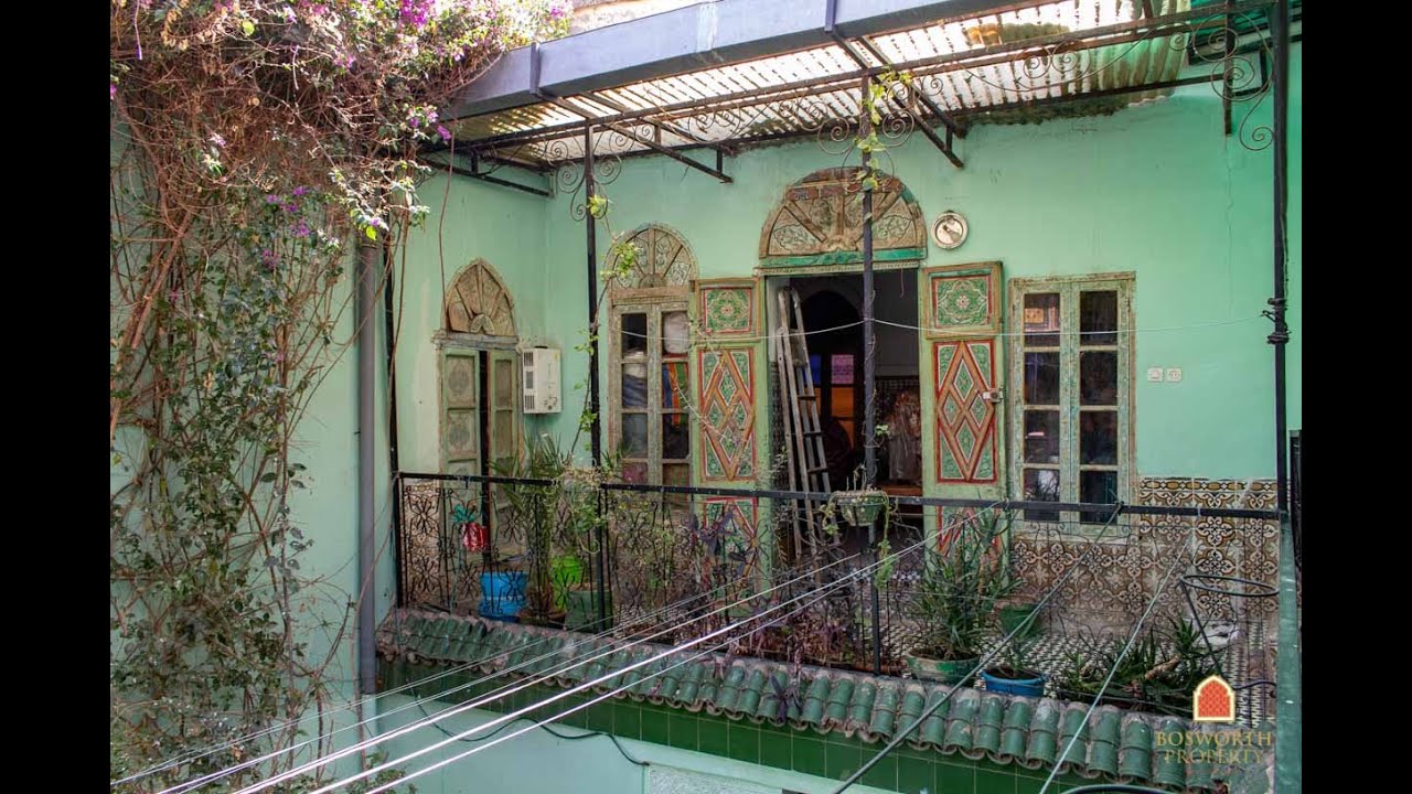 Old Riad To Renovate Good Location - YouTube