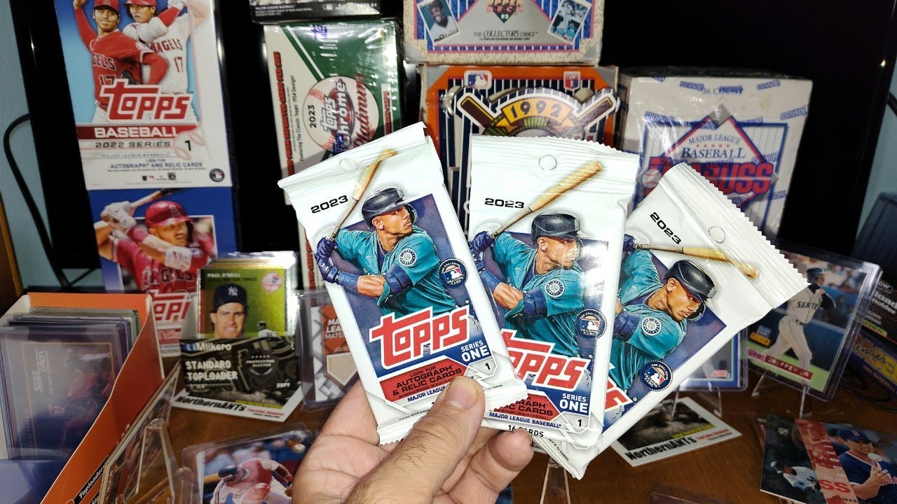 Opening three Topps 2023 retail packs #baseballcards - YouTube