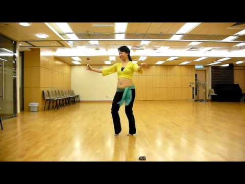 Belly Dance with zills / finger cymbals_01 - YouTube