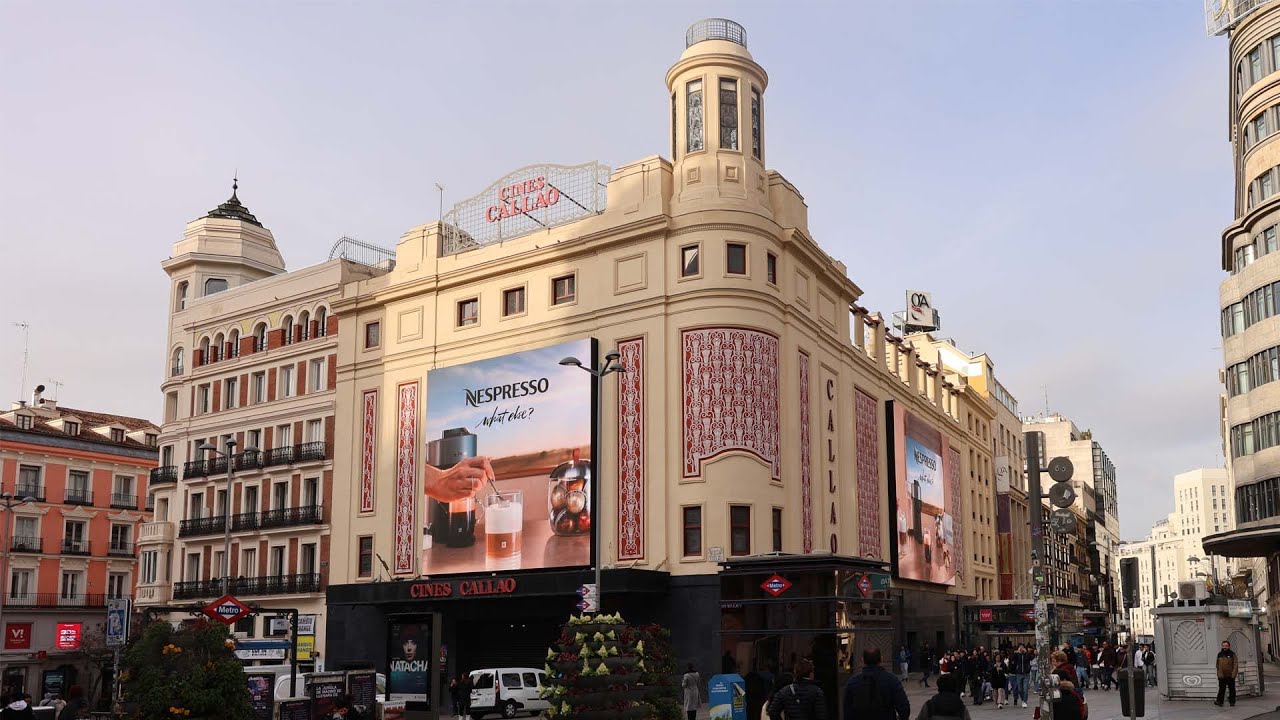 LUJO, INTRIGA Y HUMOR, EN LA NUEVA CAMPAÑA DE NESPRESSO EN CALLAO CITY ...