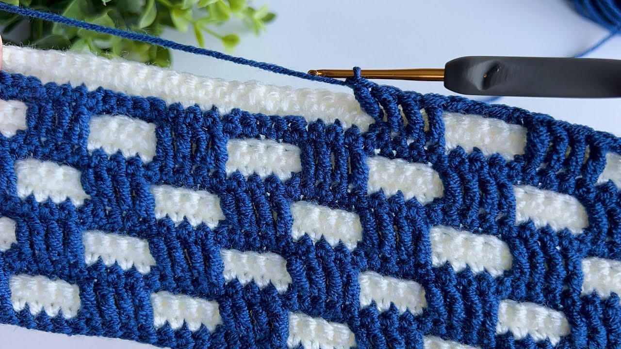 Super easy crochet baby blanket pattern - YouTube