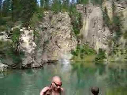100 ft cliff jump in Invermere BC - YouTube