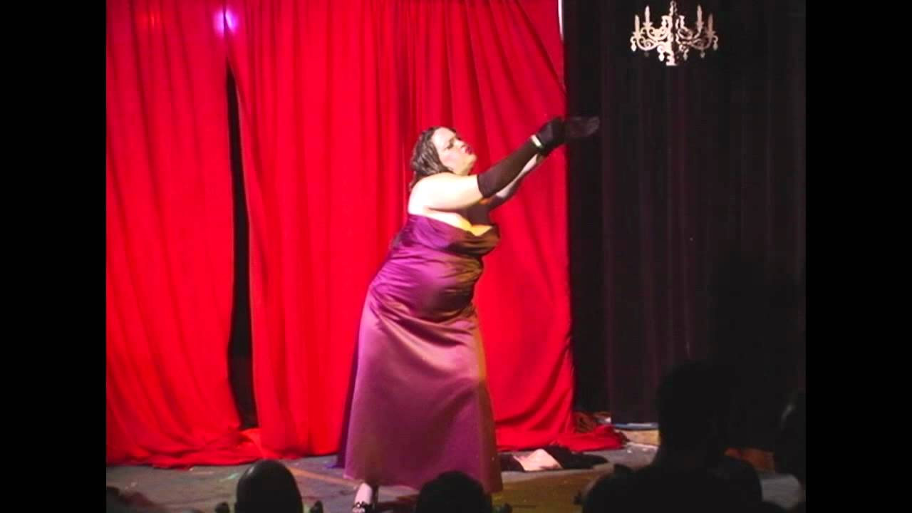 Memphis Burlesque Showcase 2012 - Bre Von Buxxxom - YouTube