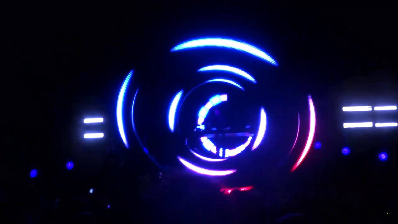 Sub Focus - Hold On - Live @ EDC London 2013 - YouTube