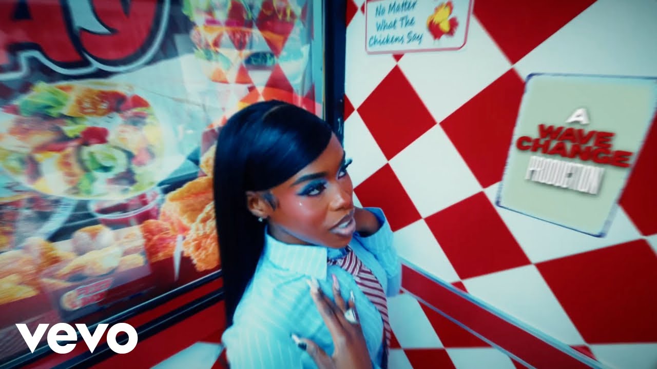 Cleotrapa - B!tch It's Cleotrapa (Official Music Video) - YouTube