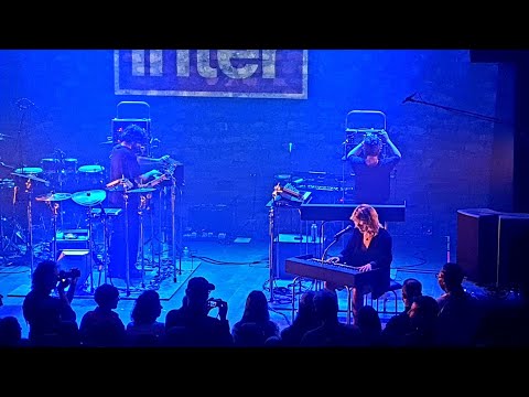 Zaho de Sagazan - Dis-moi que tu m'aimes, live, Café de la Danse, Paris, France, 20th March 2023