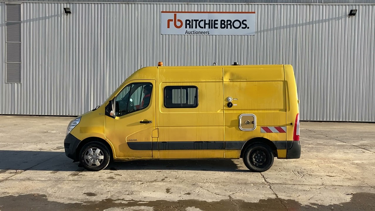 2012 Renault Master Crew Cab Van I St Aubin, France Auction - 7 & 8 ...