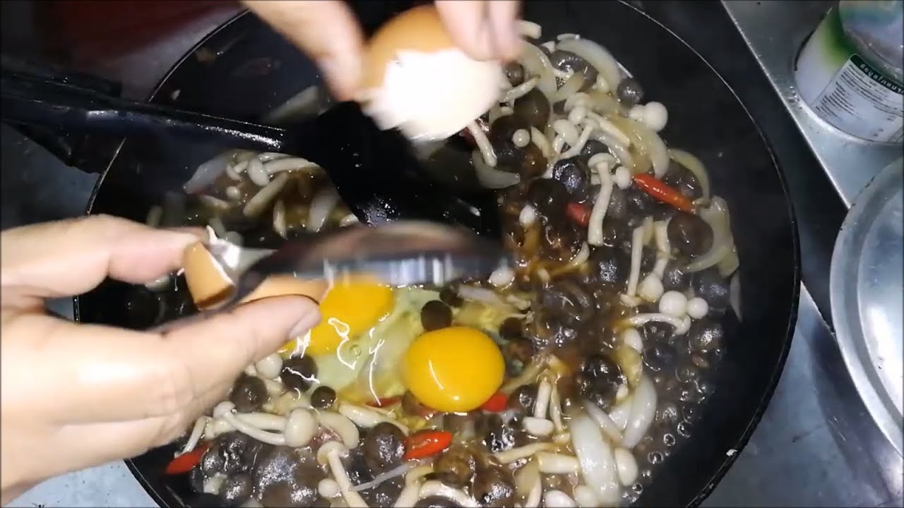 Stir Fried Puff Ball Mushrooms with eggs ( Thai food recipes ) - Asian ...