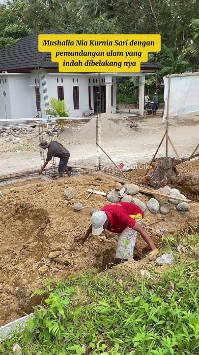 Mushalla Nia Kurnia Sari dengan pemandangan alam yang indah dibelakang nya - YouTube