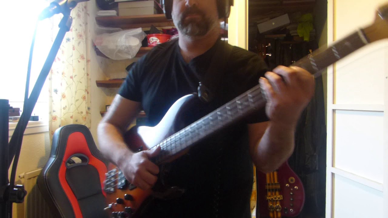 MICRO KID, LEVEL 42, BASS COVER. - YouTube