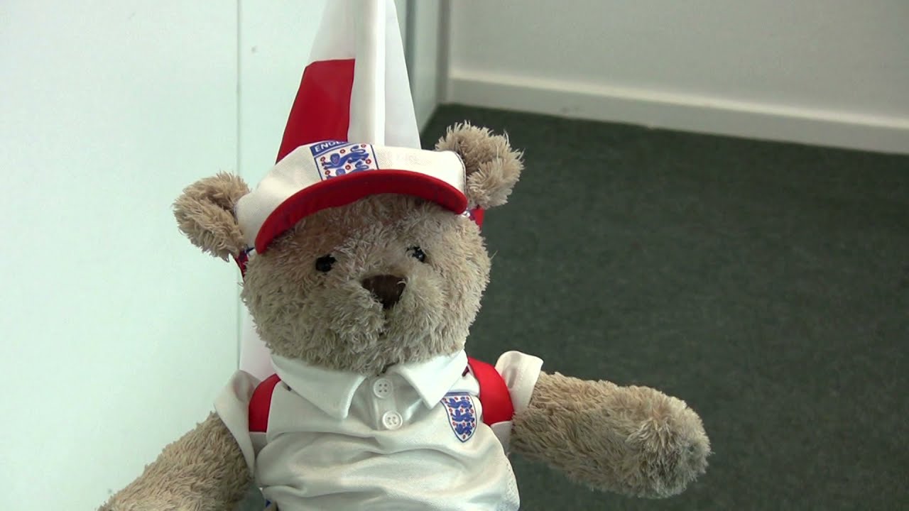 Misery Bear's World Cup - YouTube