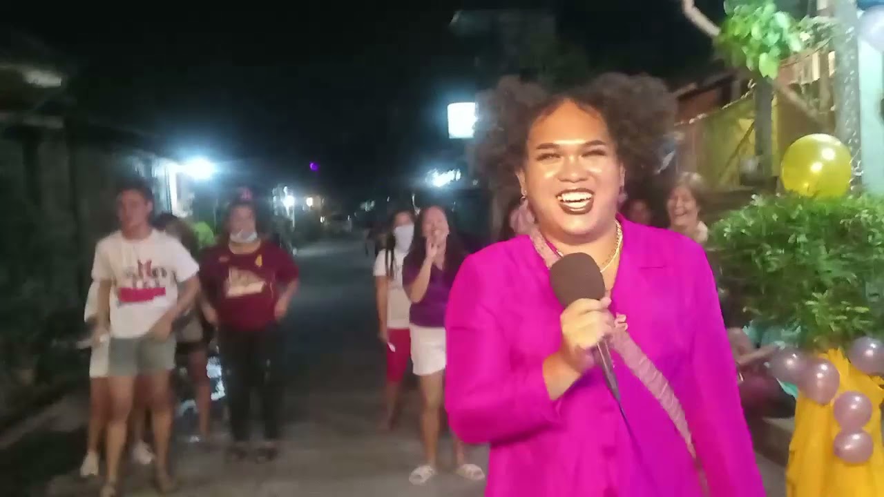 #CALAMANSI RELAY || CHRISTMAS PARTY GAMES - YouTube