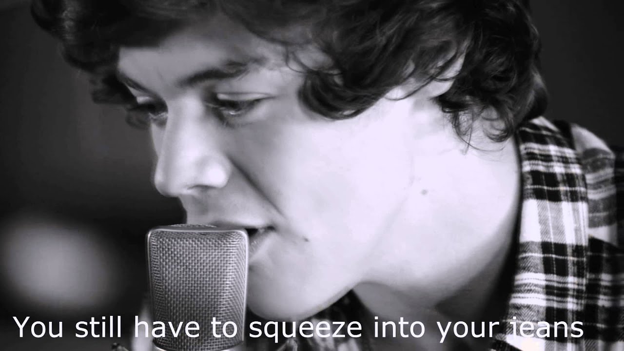 One Direction - Little Things (Lyrics) HQ - YouTube