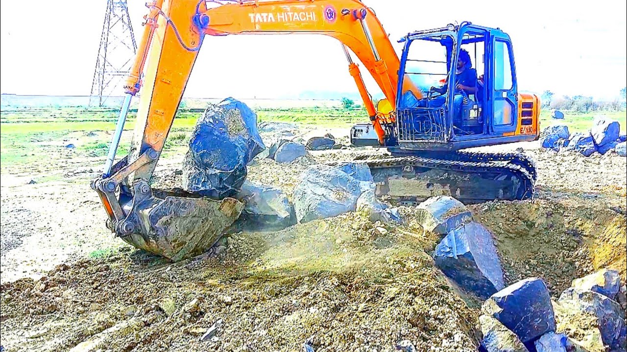 Excavator Loading Mastery Revealed - YouTube