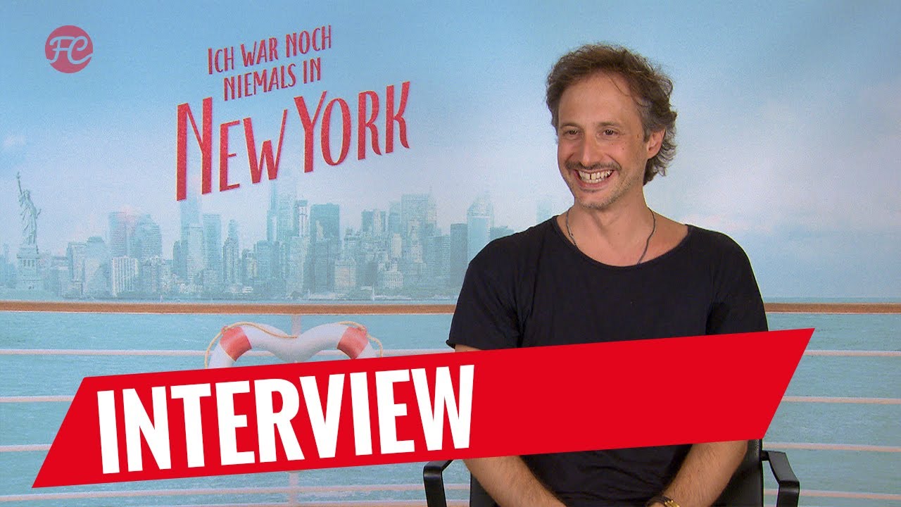 Michael Ostrowski Interview | ICH WAR NOCH NIEMALS IN NEW YORK - YouTube