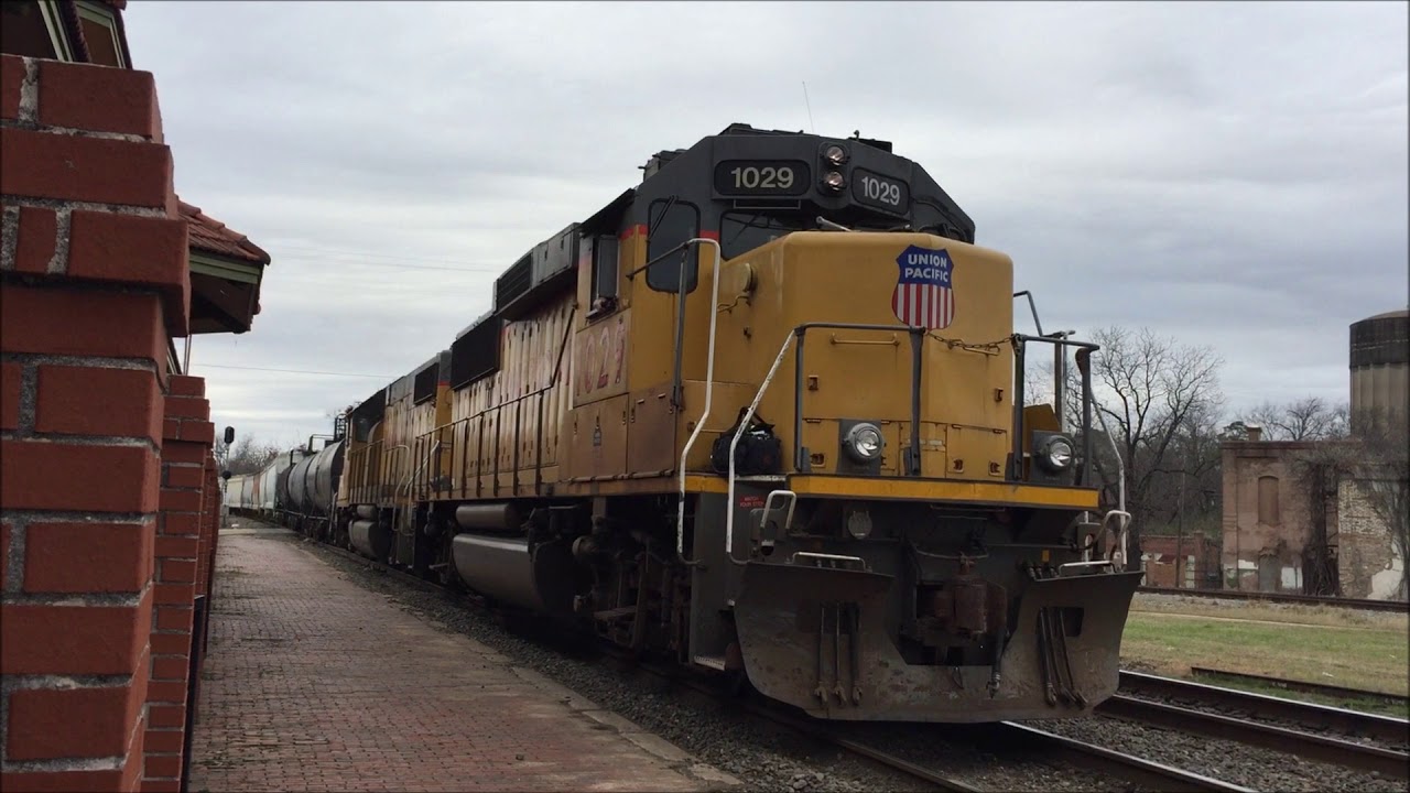 2018-02-16c Two Trains One Track - YouTube