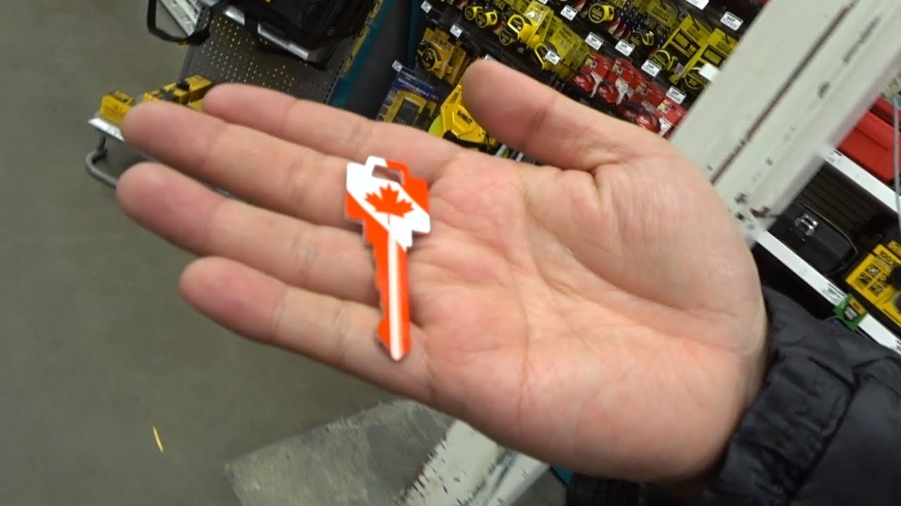 Canadian Key in 1 minute - YouTube