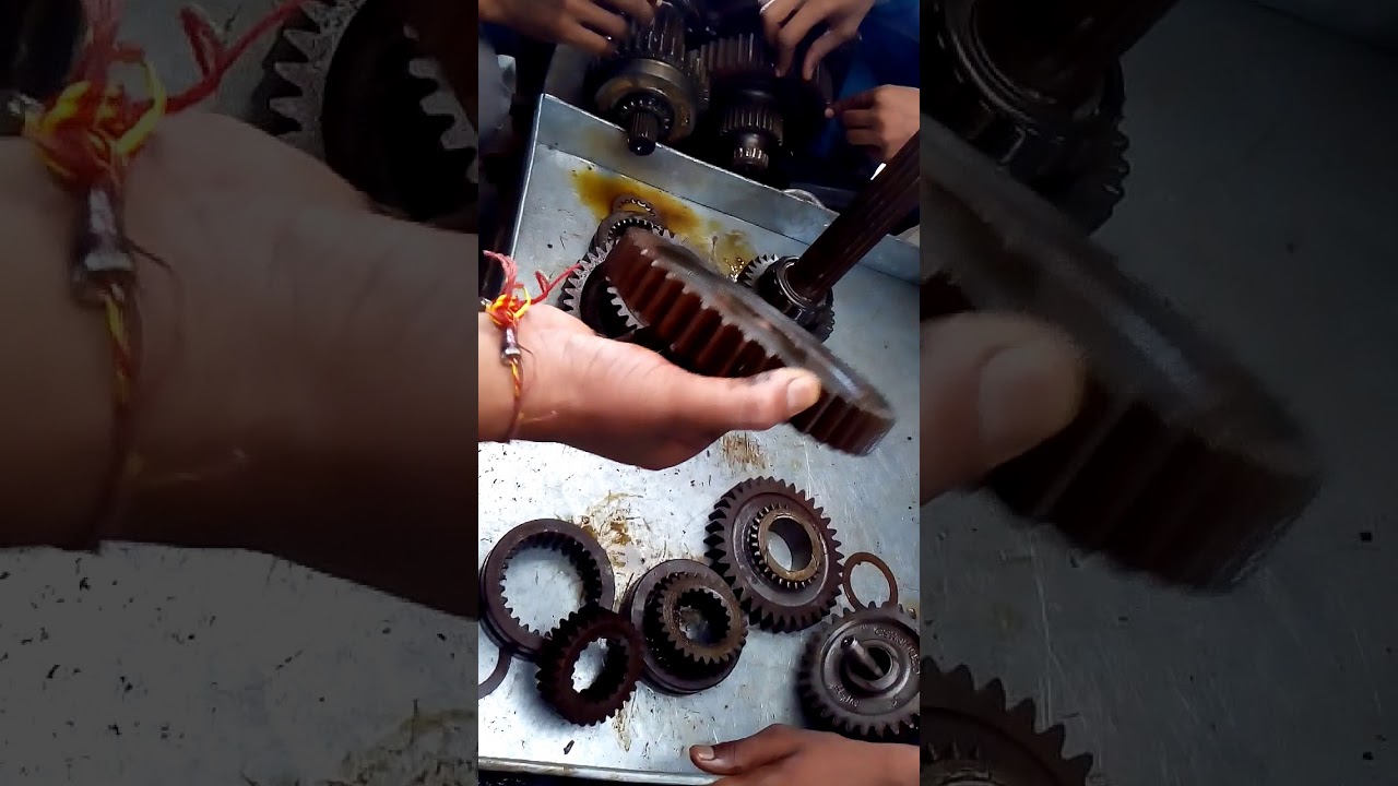 Constant mesh type gear box . - YouTube