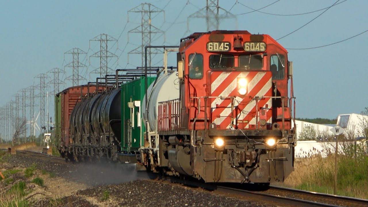[4K] "Pac-Man" SD40-2 leads the CP Weed Sprayer w/ Radio Chatter - YouTube