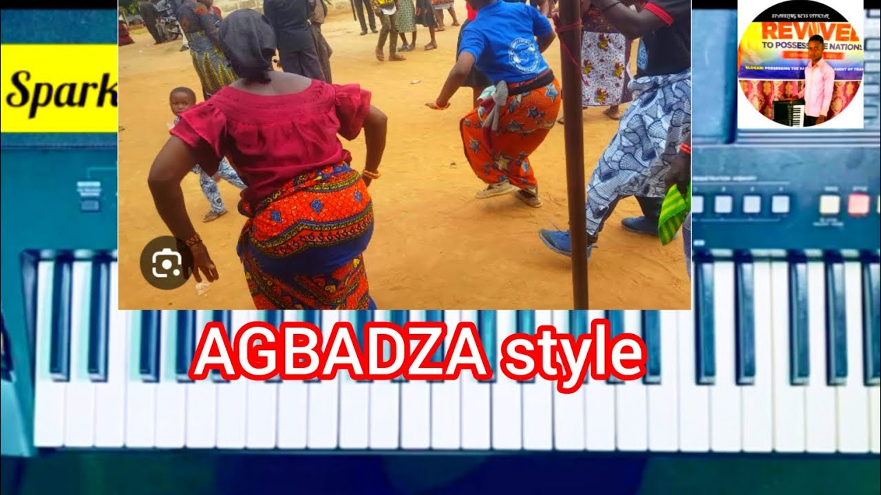 How to play African AGBADZA style ..... BASS, Backing.... sparklingkeys ...