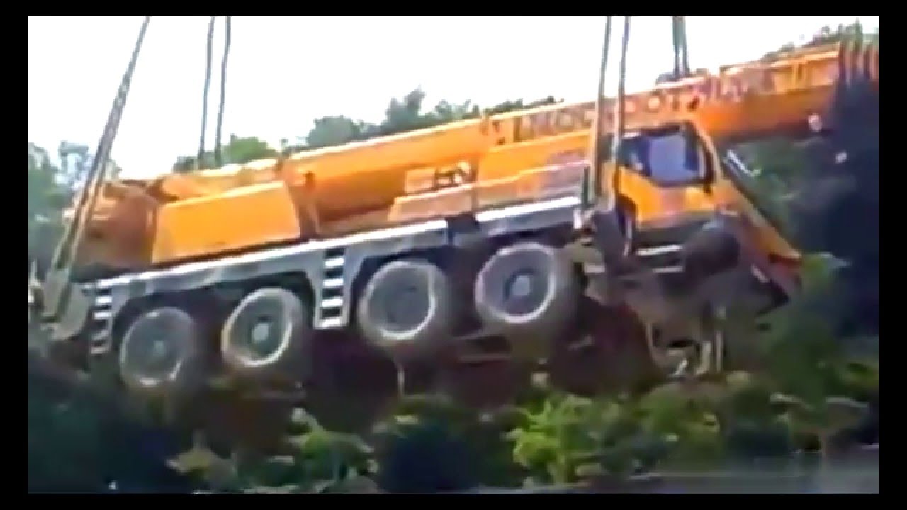 Best crane fail compilation - YouTube