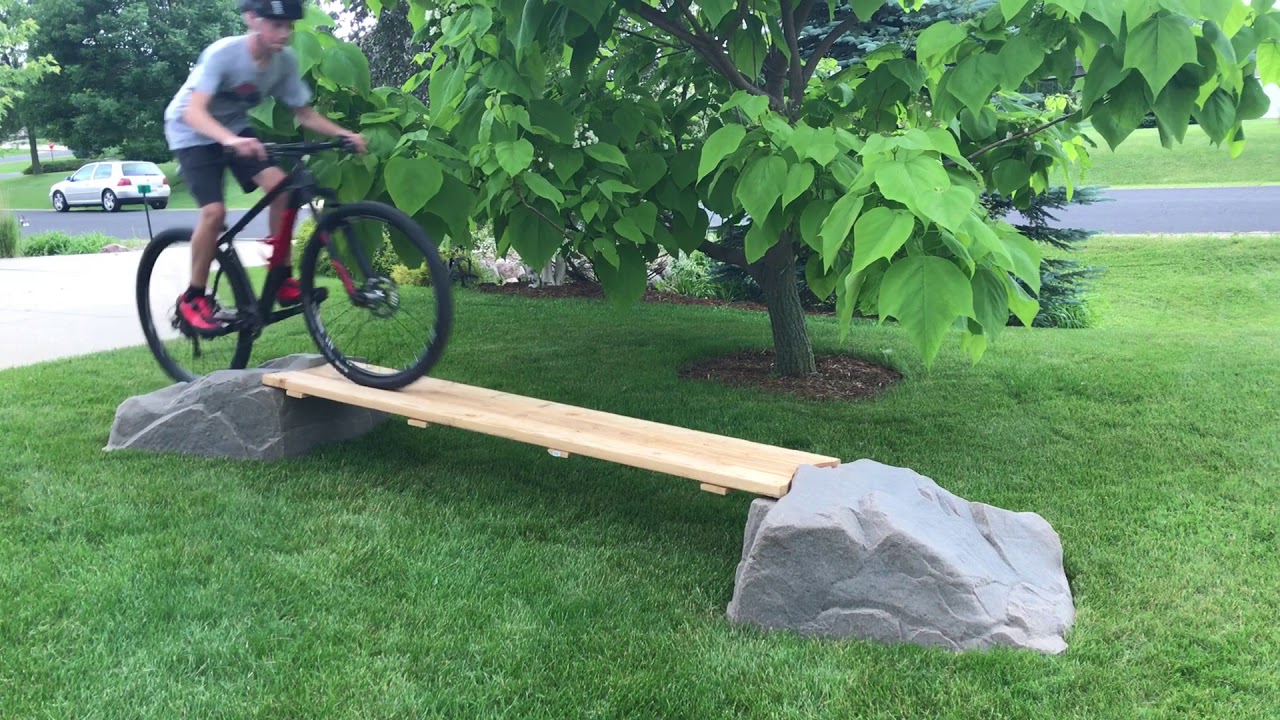Mock Rock Racing ramp rock and bridge - YouTube