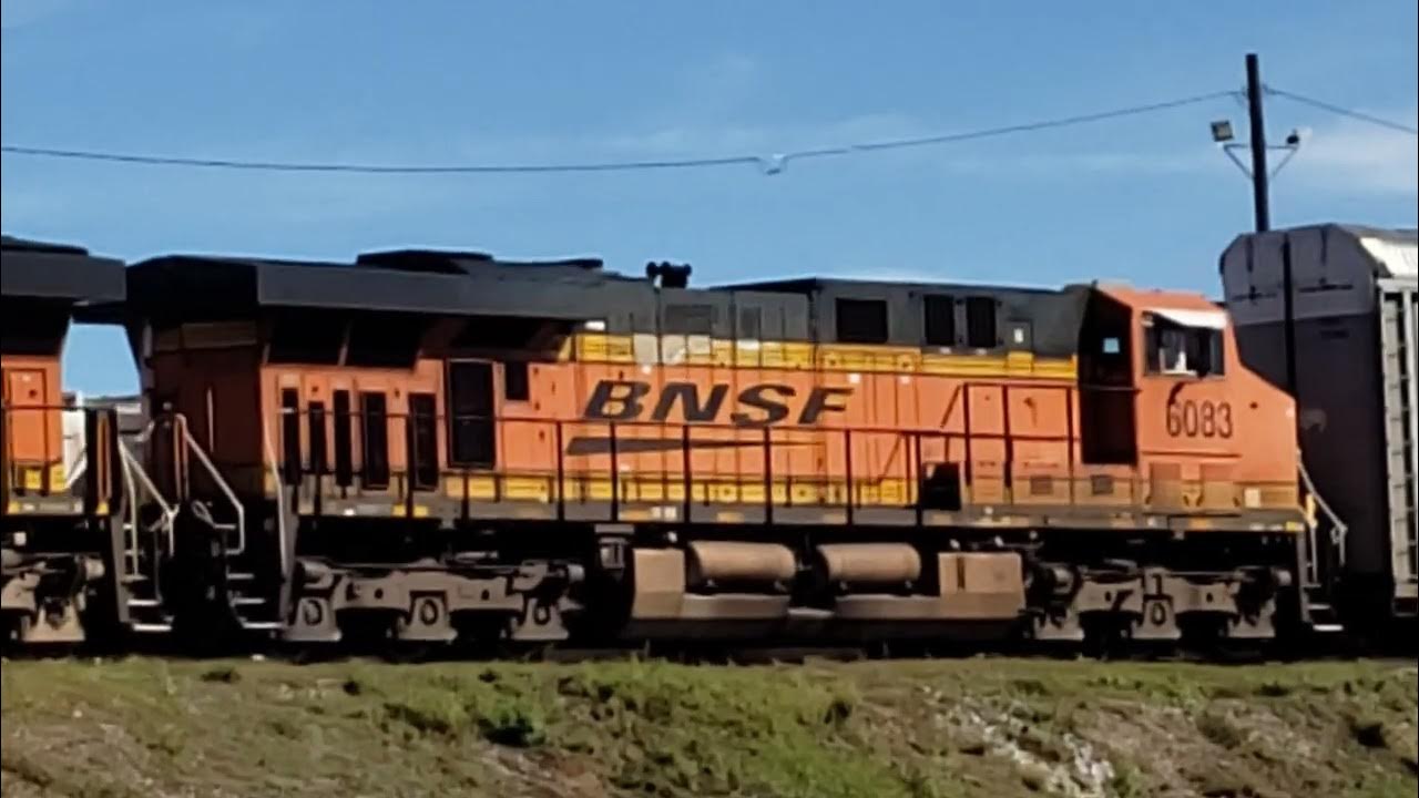 BNSF 6854 & 6083 Autorack Train - YouTube