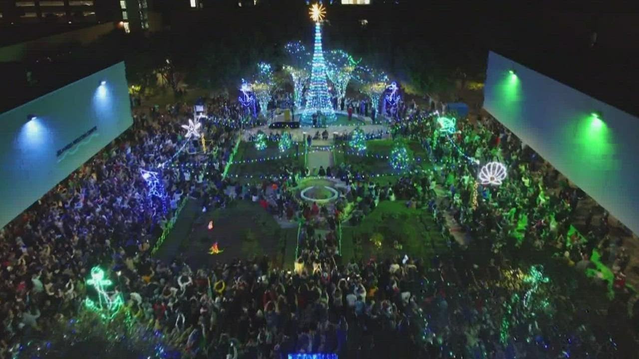 TAMU-CC brings the holiday spirit with Islander Lights and Sounds of ...
