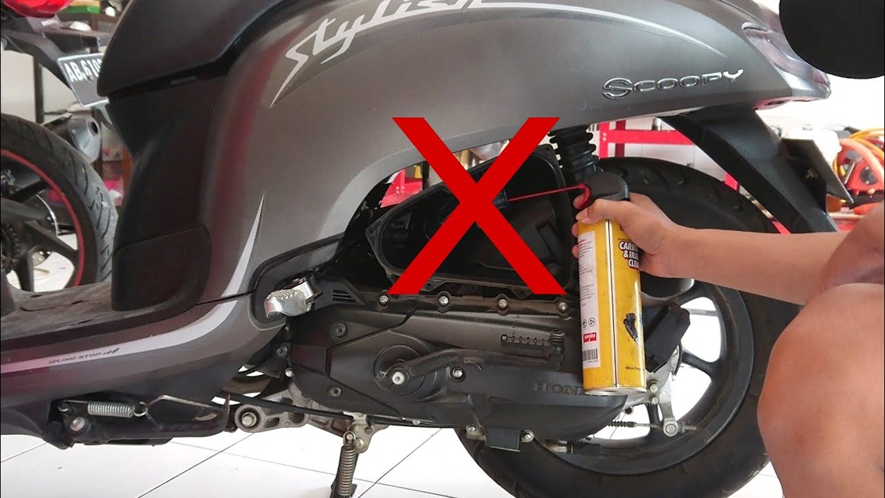 Servis Injeksi Scoopy - YouTube