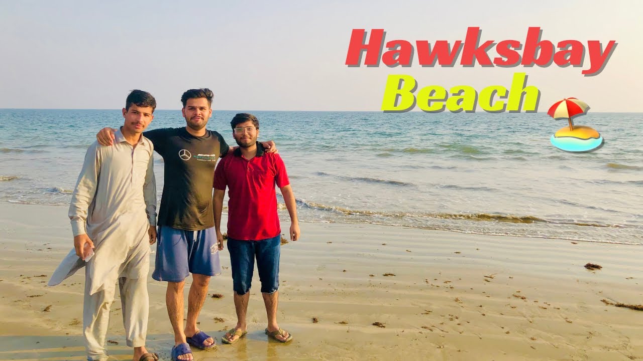 Beach pa buhat Maza aya 😅or dost ko duba dia 😂Karachi beach. - YouTube