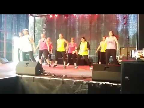 Zumba auftritt im Bolten(Fit Gym24)