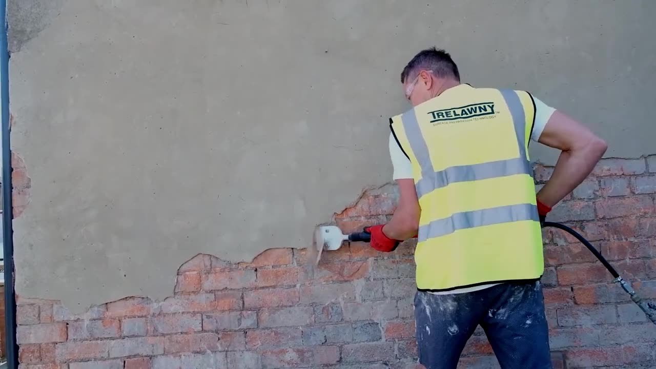 Trelawny SPT Long Reach External Rendering Removal - YouTube