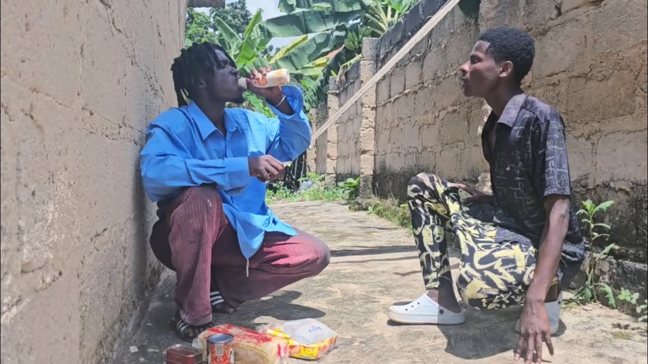 The Two Greedy thieves 🤣 Stone Ft Yawbirth - YouTube